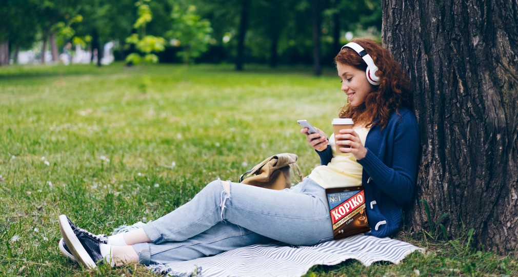 Kopiko - Enjoy the Afternoon with Relaxing Activities